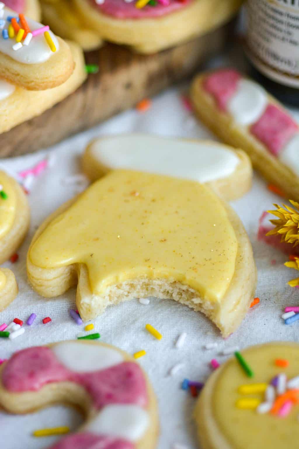 Vegan Sugar Cookies (soft & chewy!) - Earthly Provisions