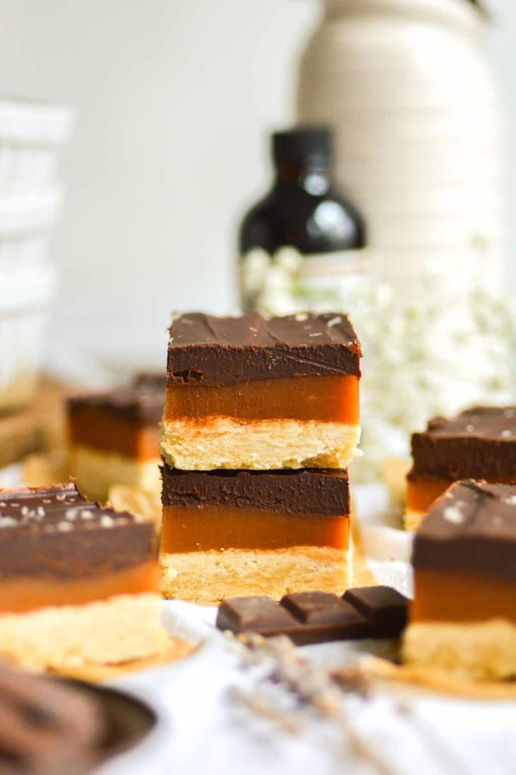 Vegan Millionaires Shortbread (Caramel Slice!) - Earthly Provisions